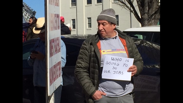 Demonstrators descend on ICE offices in Atlanta | 11alive.com