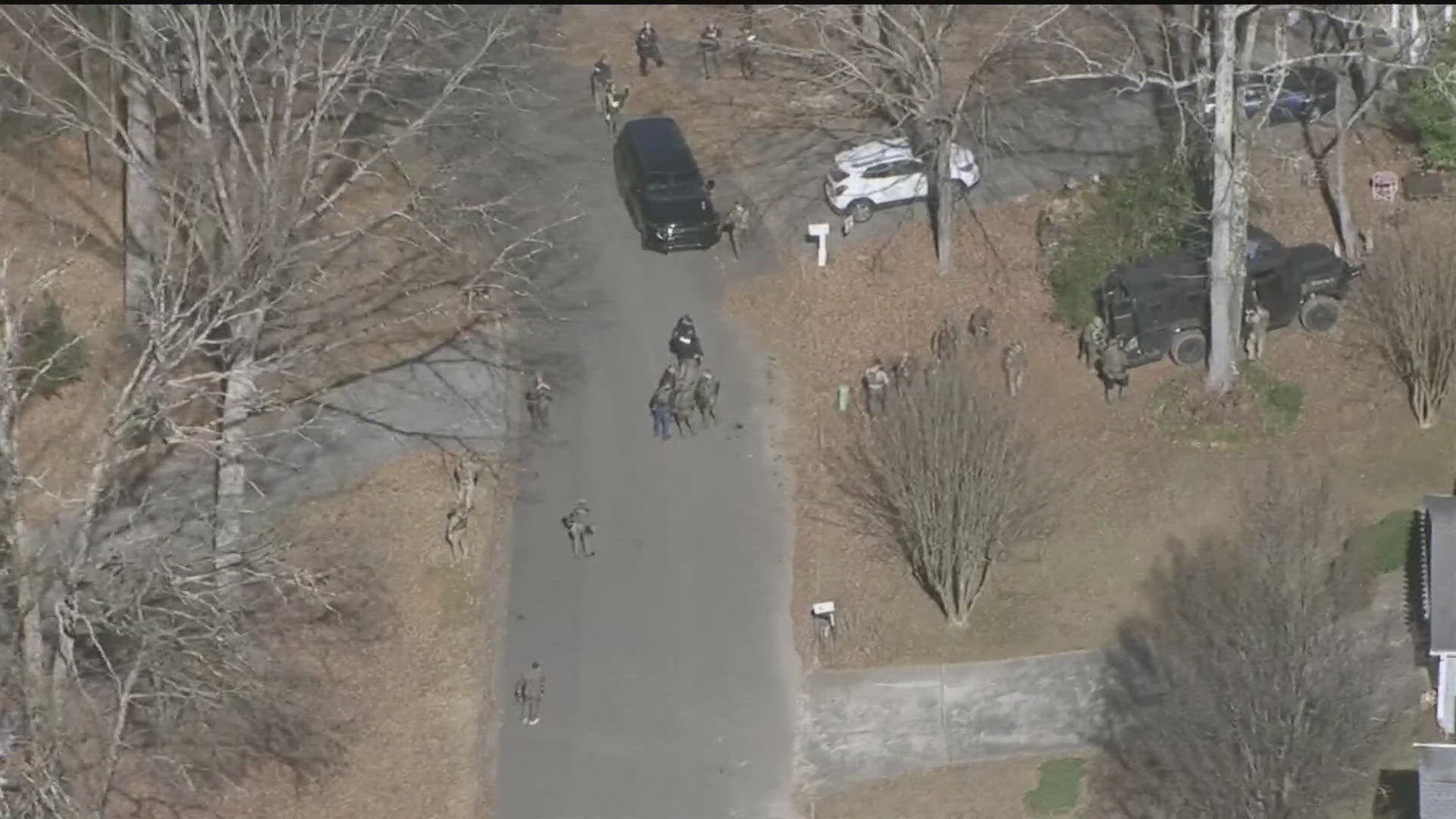 Roswell Police officer involved shooting on Ansley Drive | 11alive.com