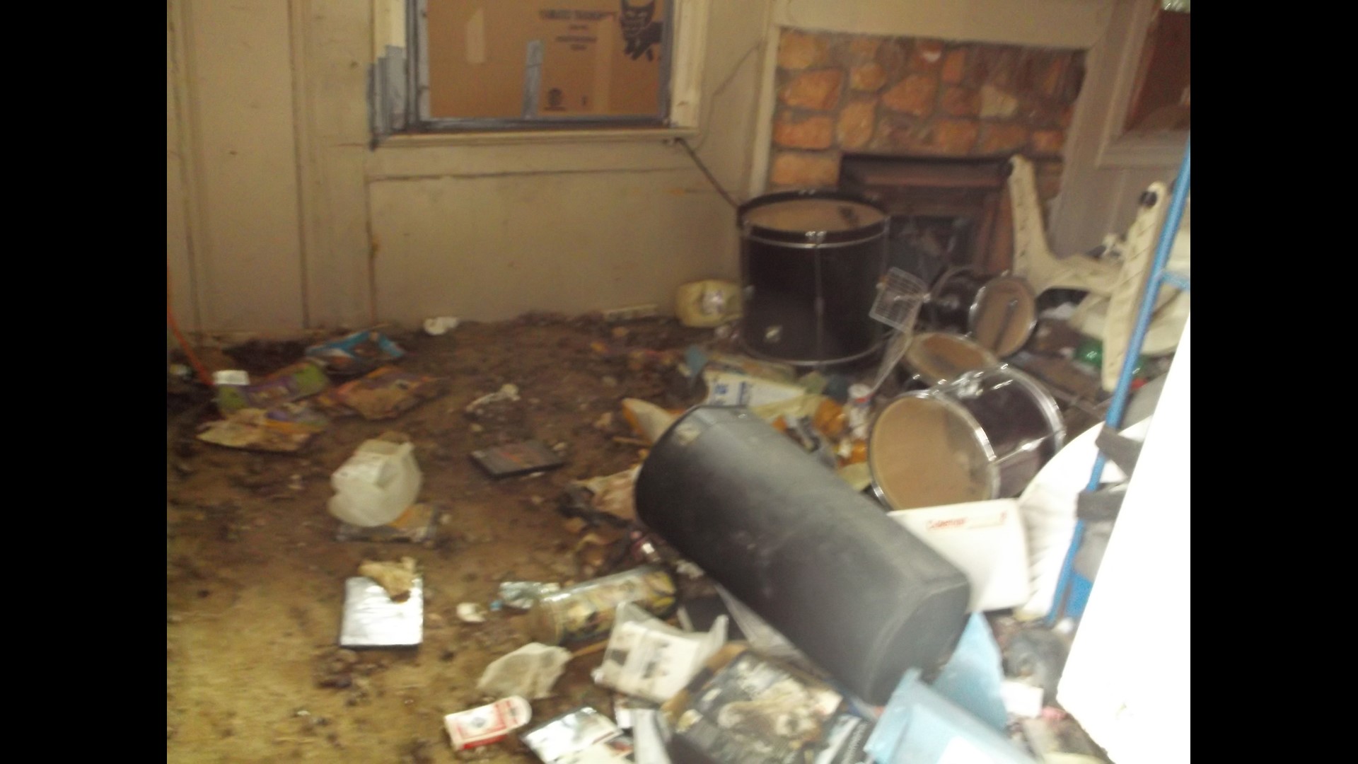 ‘Deplorable' house suspects in animal, child cruelty case face judge ...