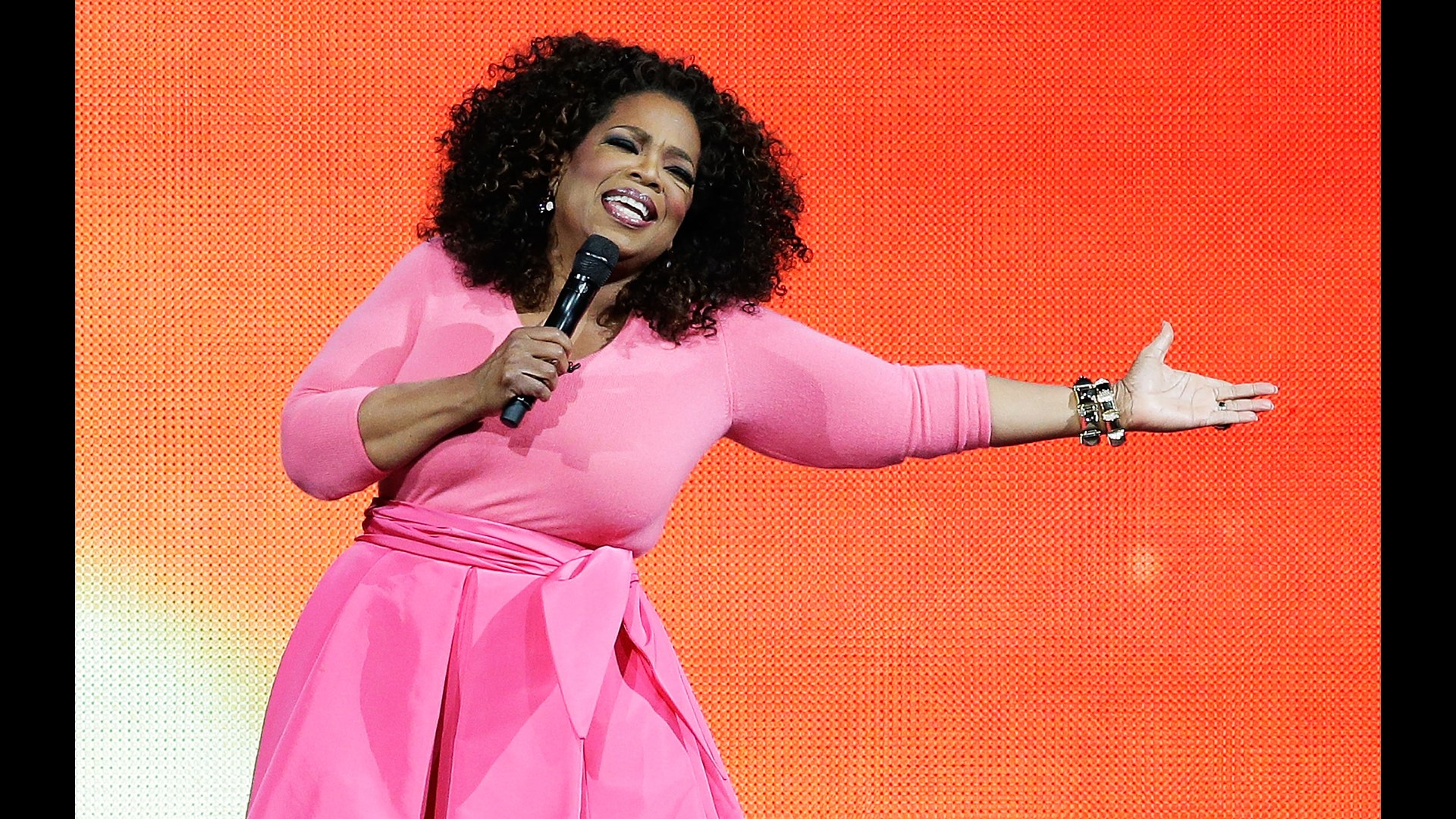 PHOTOS | Oprah through the years | 11alive.com