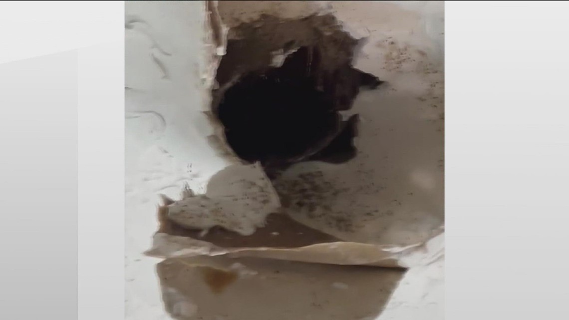 Metro Atlanta residents struggling to have burst pipes repaired ...