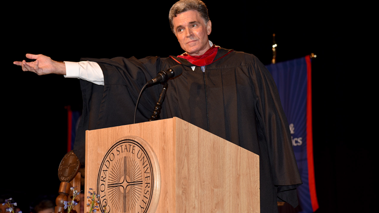Jeff Hullinger speaks before crowd of 8,000 at Colorado State-Pueblo ...
