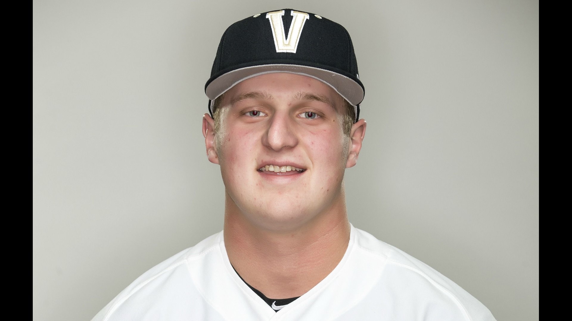 Ex-Vanderbilt pitcher opens up on year-long struggle since seeing Donny ...