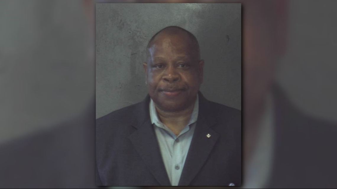 Ex Dekalb Commissioner Indicted On Theft Charges