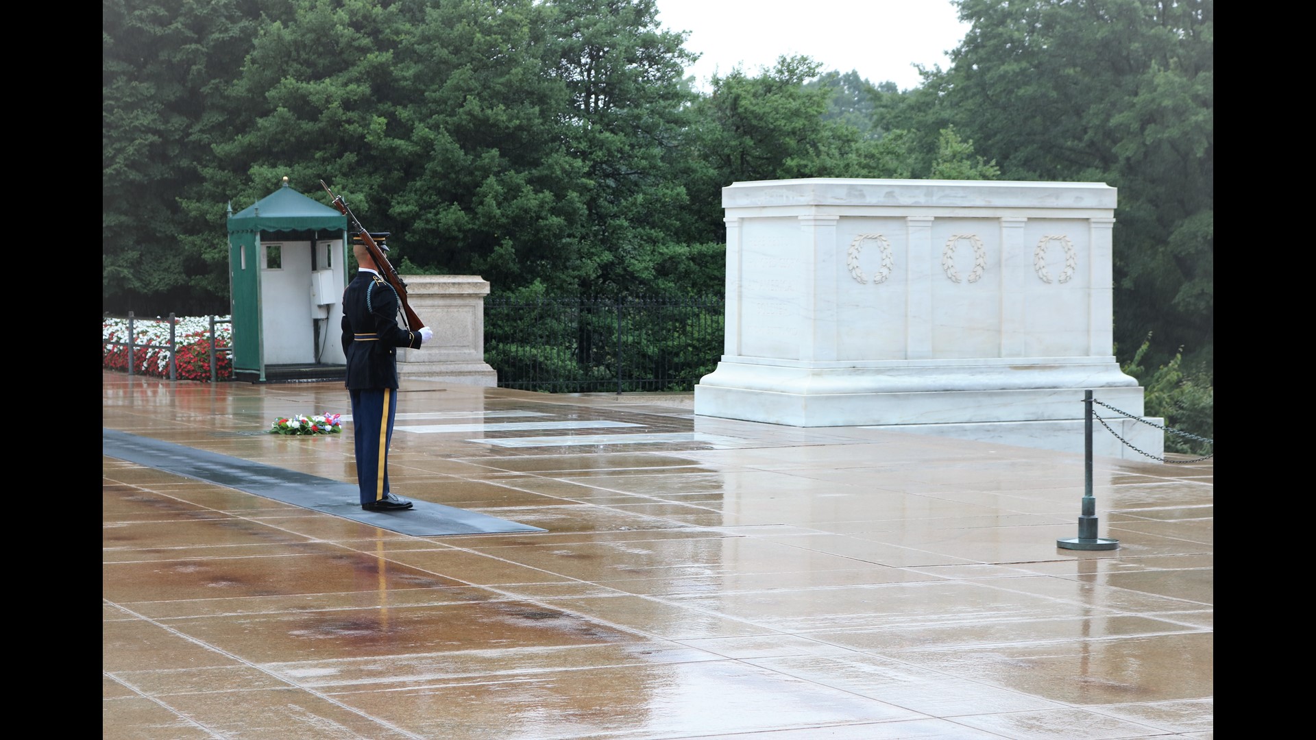 PHOTOS: Tomb of the Unknown Soldier guards keep watch in rain | 11alive.com