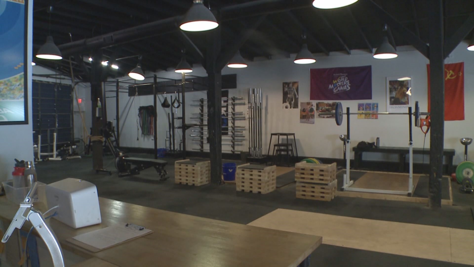 Atlanta gym owner makes no apologies for 'No Cops' sign | 11alive.com