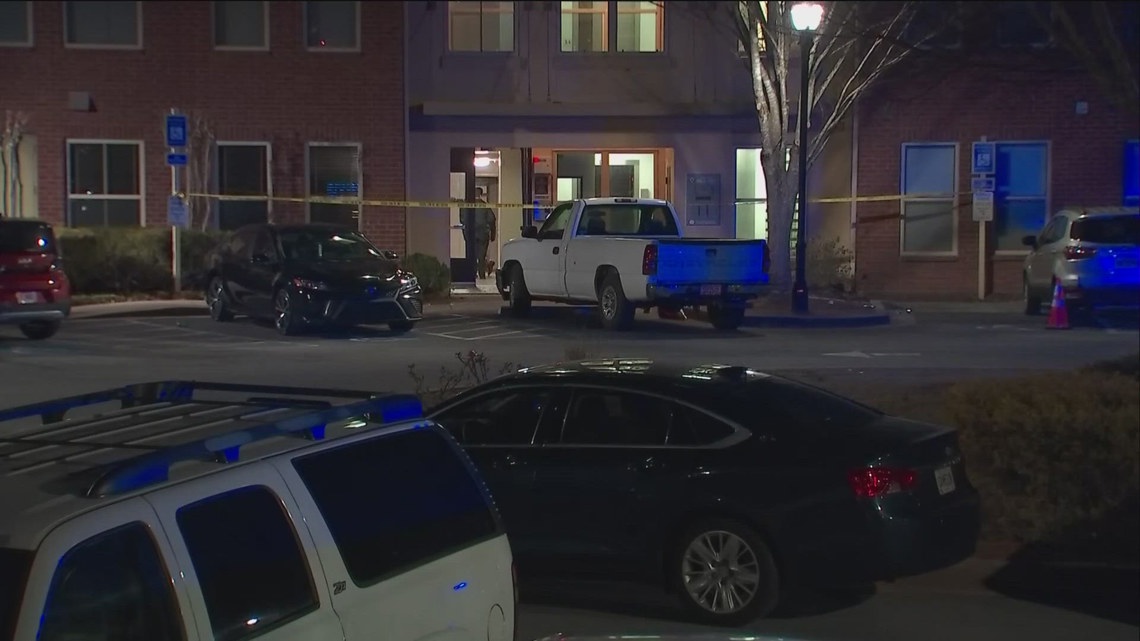Man killed after fight at Candler Forest Apartments | 11alive.com