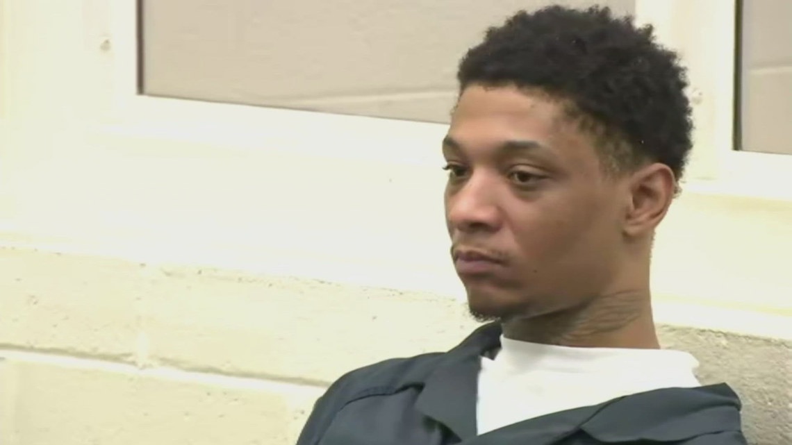 Derrick Groves shown in court in Atlanta | 11alive.com