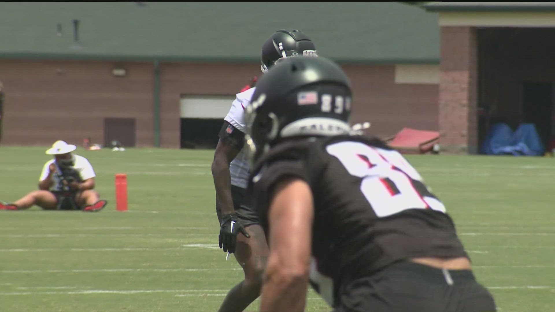 Veteran leadership in Falcons' DB room | 11alive.com