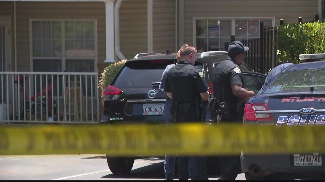 Police look for suspect in double homicide in Atlanta | 11alive.com