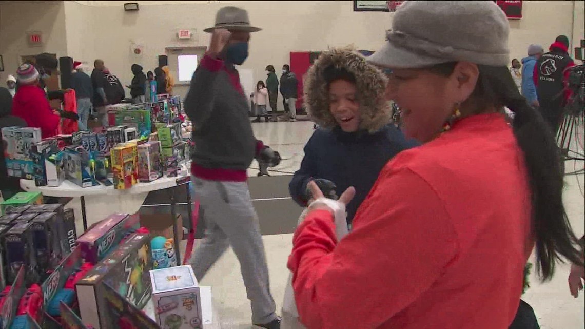 Toys and food given out to underprivileged families in metro Atlanta ...