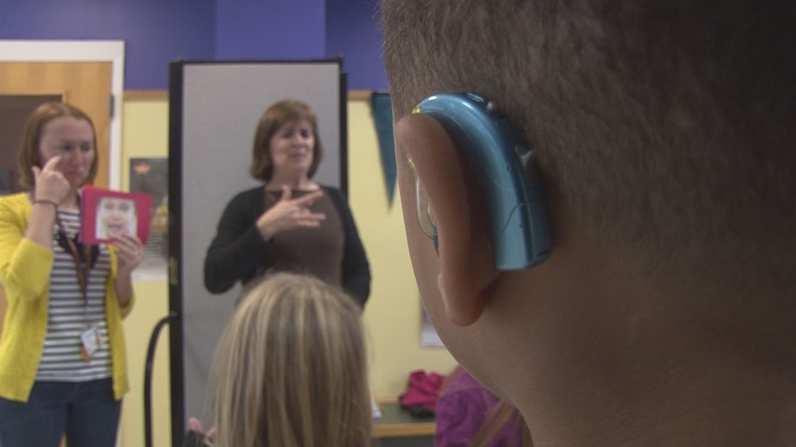 Students learn sign language to help deaf classmate feel included ...