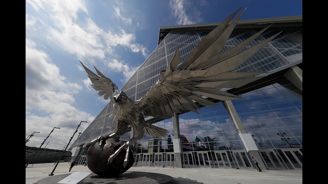 PHOTOS: Mercedes-Benz bird statue | 11alive.com