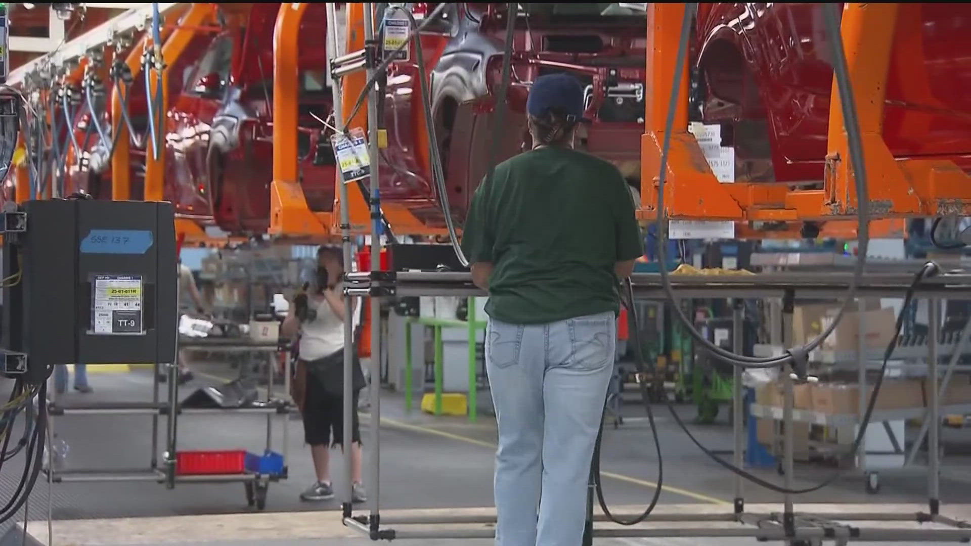 Warnock reacts to closing of GM IT Innovation Center | 11alive.com