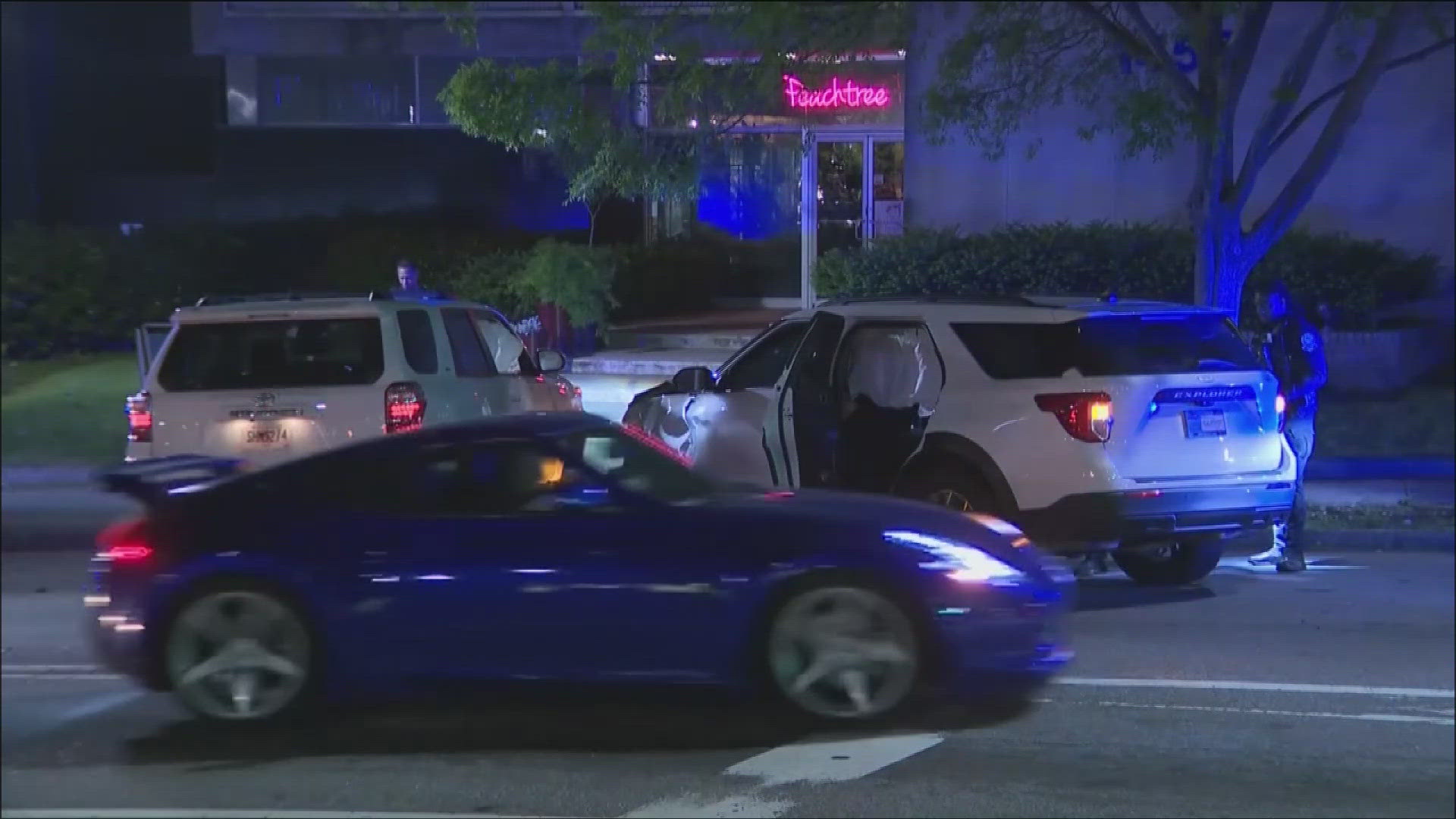 Midtown crash follows robbery and police chase; 3 people detained ...
