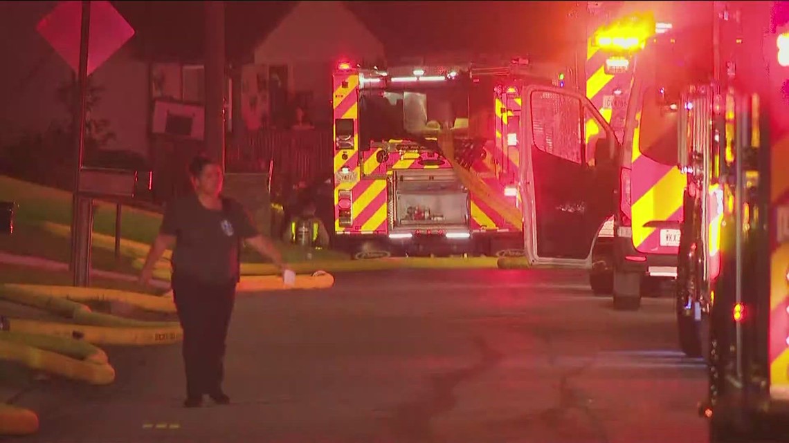 One dead, multiple rescued after devastating house fire in Cobb County ...