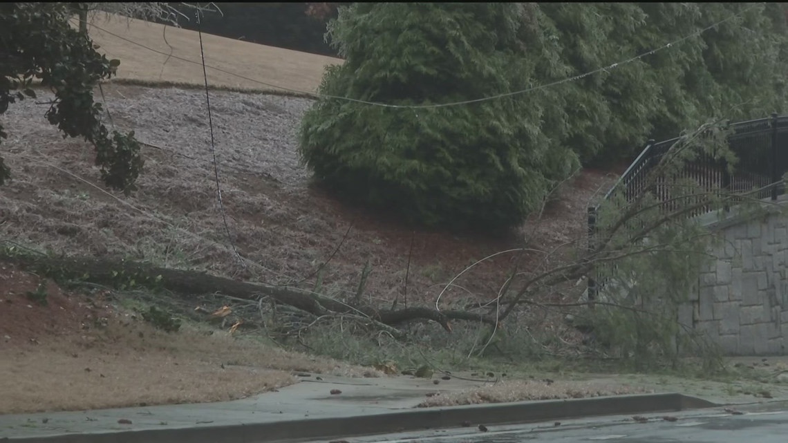 Downed power line in Dunwoody | 11alive.com