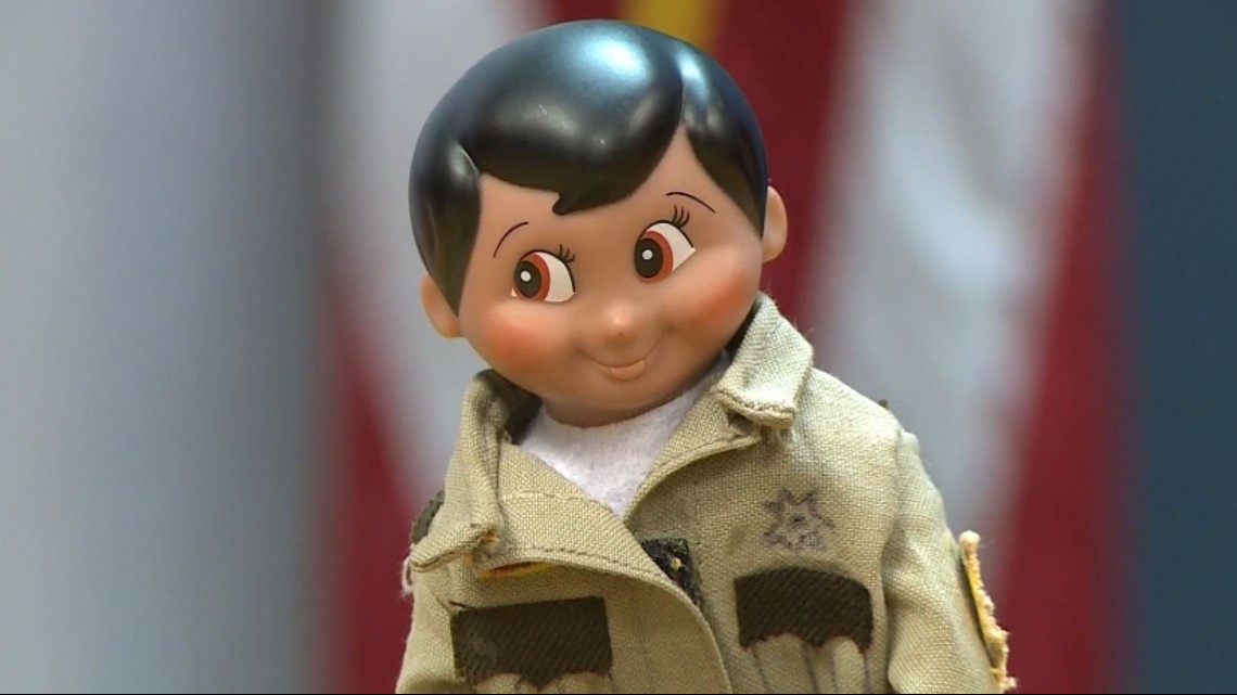Meet Deputy Jingles, the Elf on the Shelf | 11alive.com