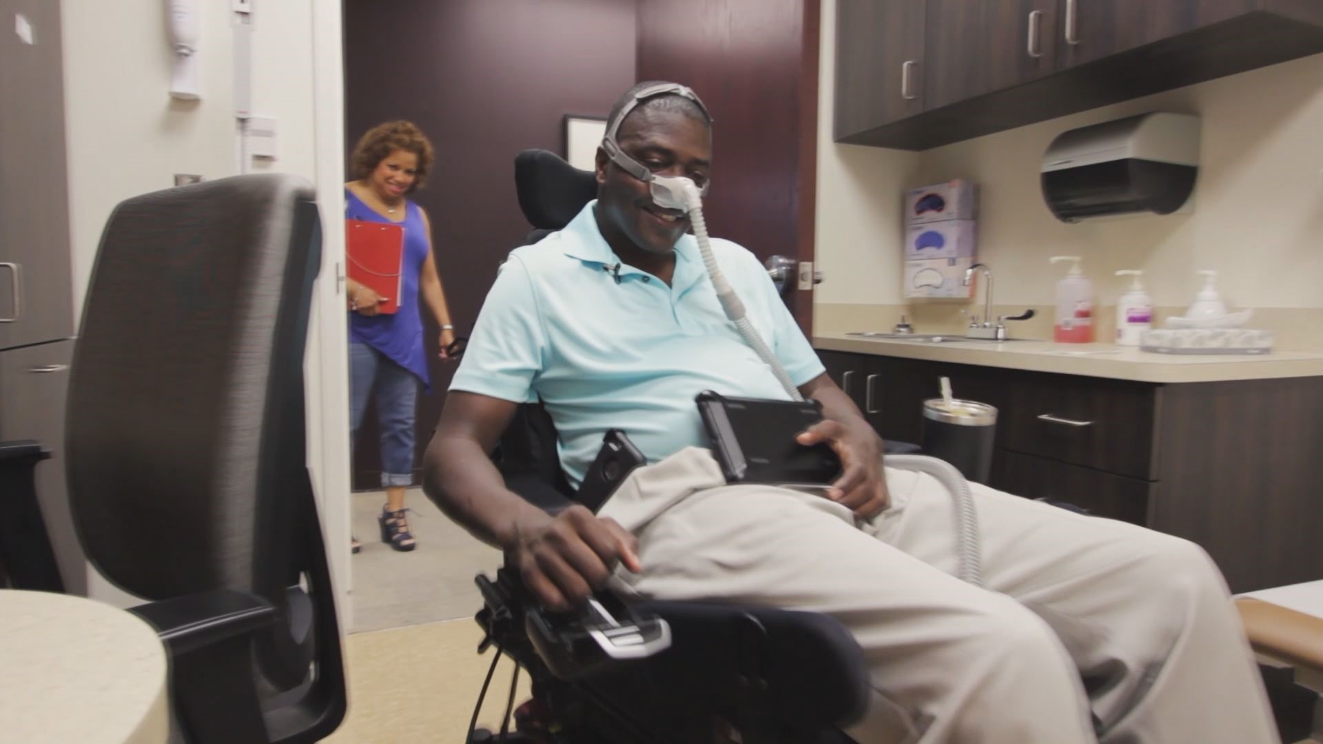 Former Alabama RB Kerry Goode facing ALS with grit and hope | 11alive.com