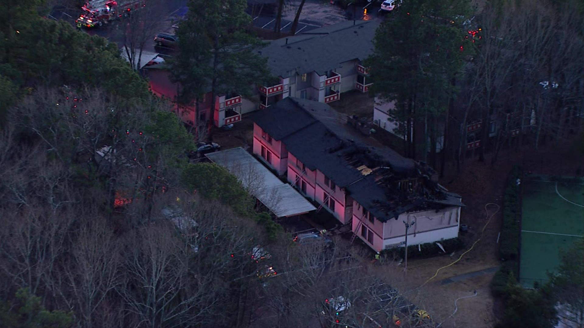 One injury, cause unknown in Sandy Springs apartment fire | 11alive.com