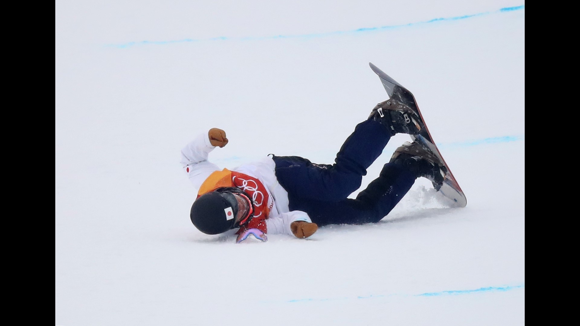 Japanese snowboarder taken away on stretcher after scary crash, how he ...