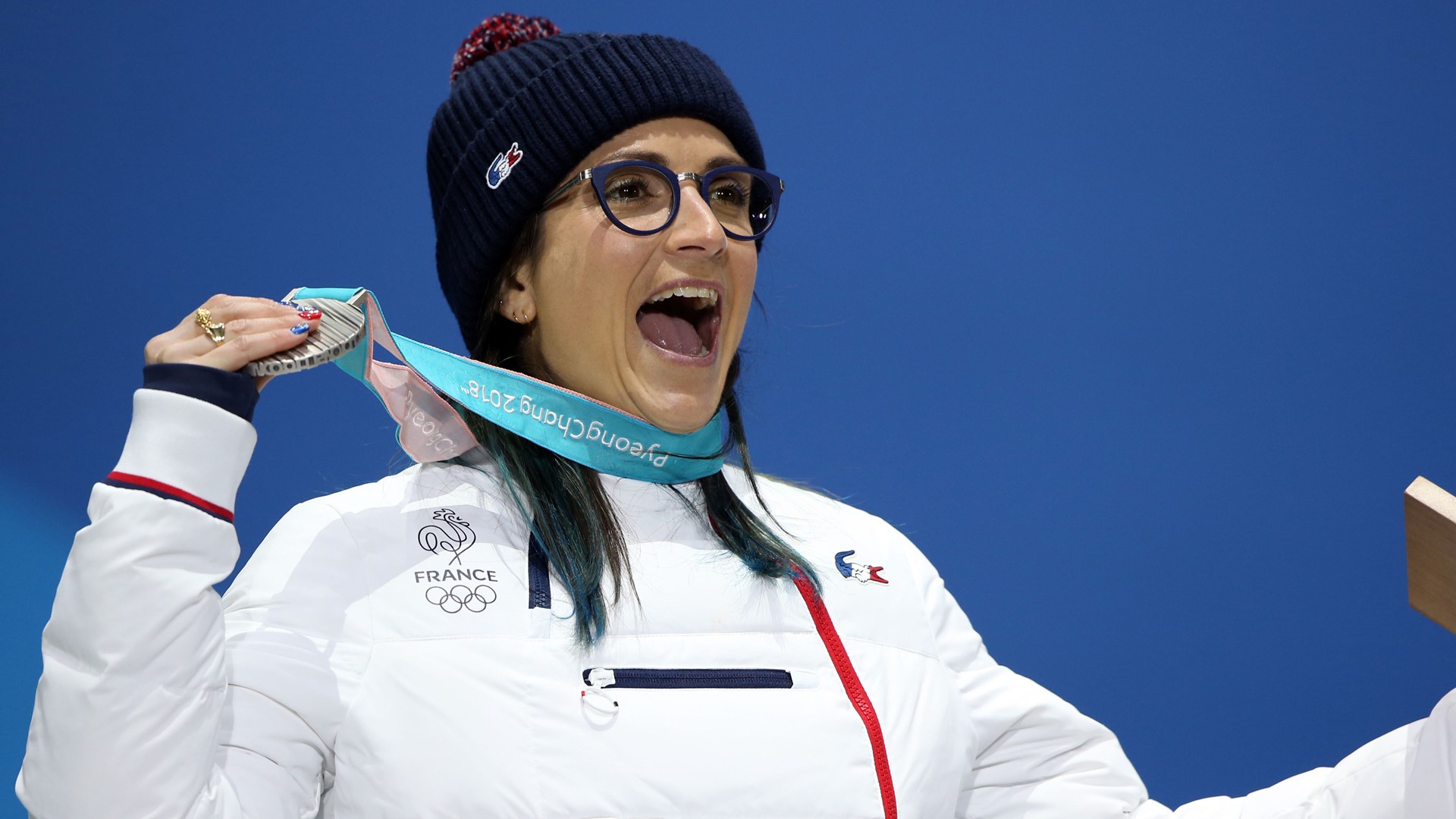 Samantha Mohr gets a lesson in the Nordic Combined from Olympian Johnny ...