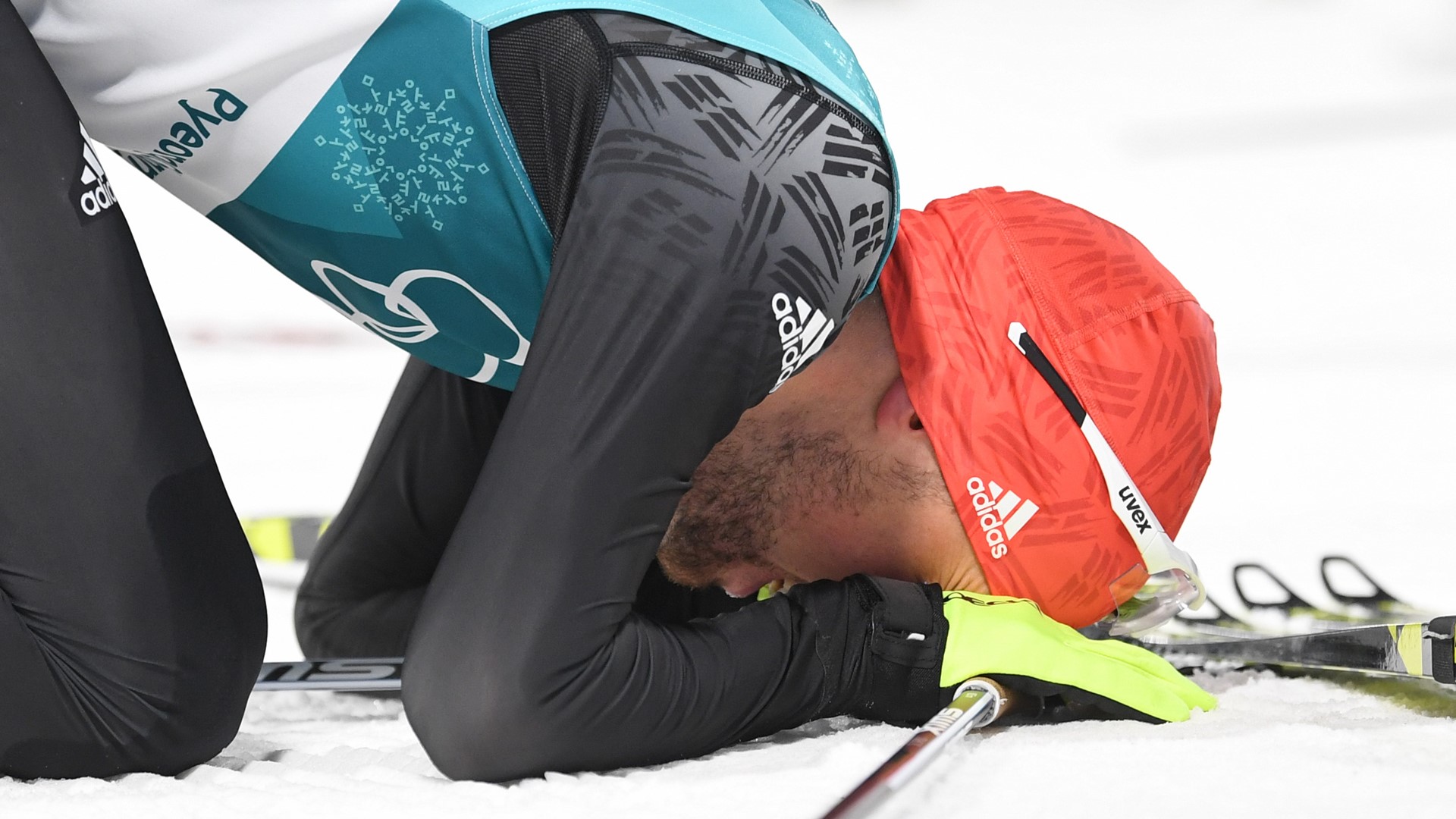 Samantha Mohr gets a lesson in the Nordic Combined from Olympian Johnny ...
