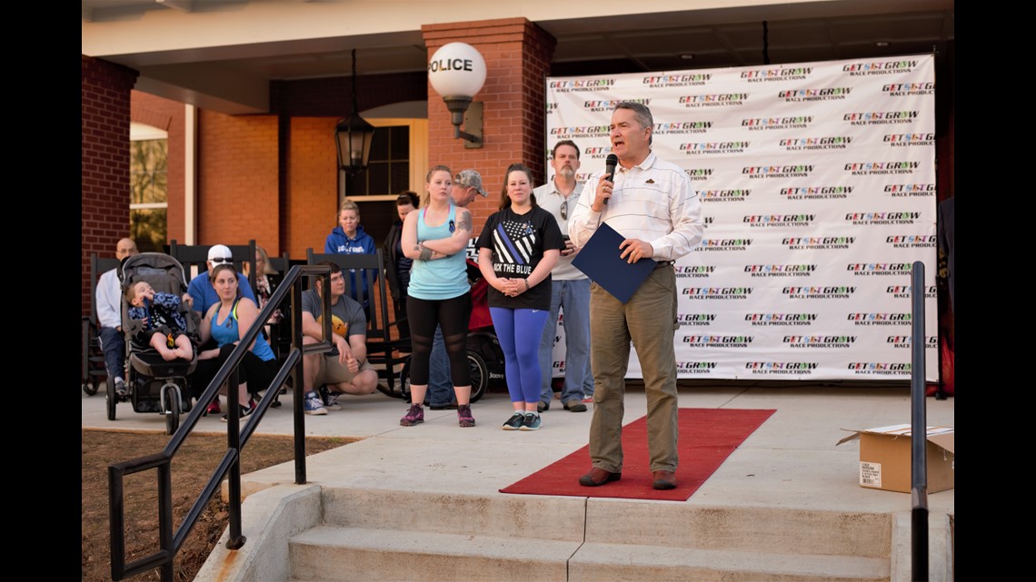 Thank you Officer Maddox: Fundraiser held for fallen officer's family ...