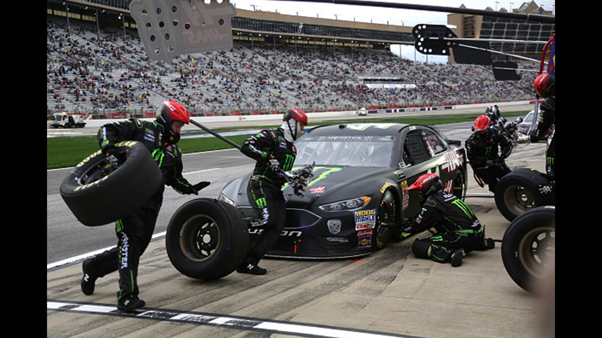 Photos: Folds of Honor 500 race at Atlanta Motor Speedway | 11alive.com