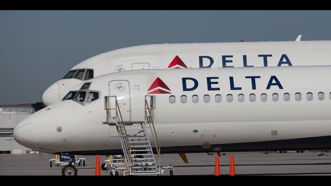 Delta flight returns to Atlanta after engine scare | 11alive.com