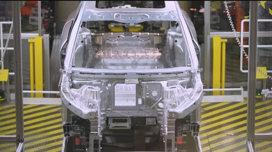 Hyundai shows off new electric vehicle plant in southeast Georgia ...