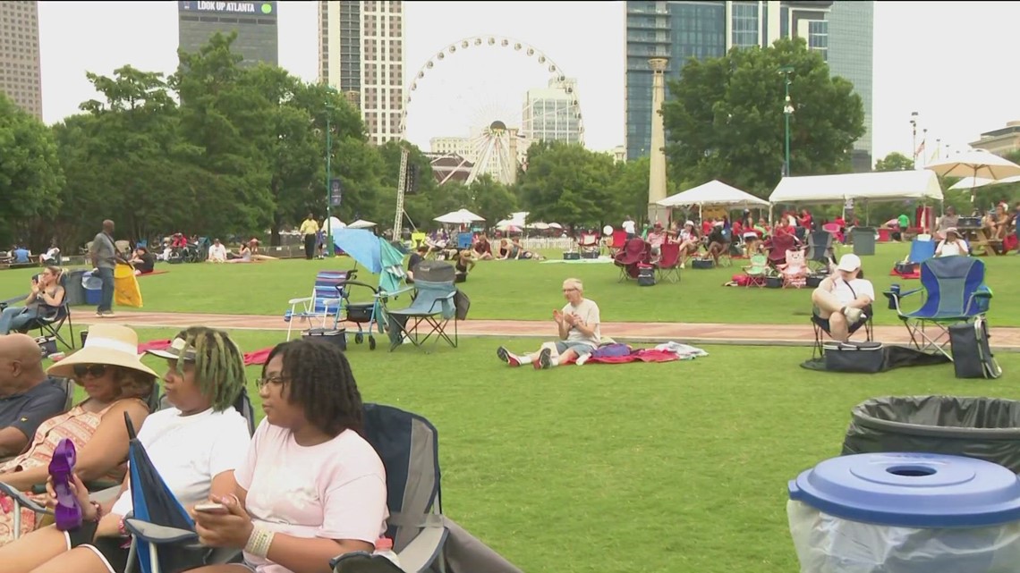 Large crowd expected for biggest metropolitan firework show in America ...