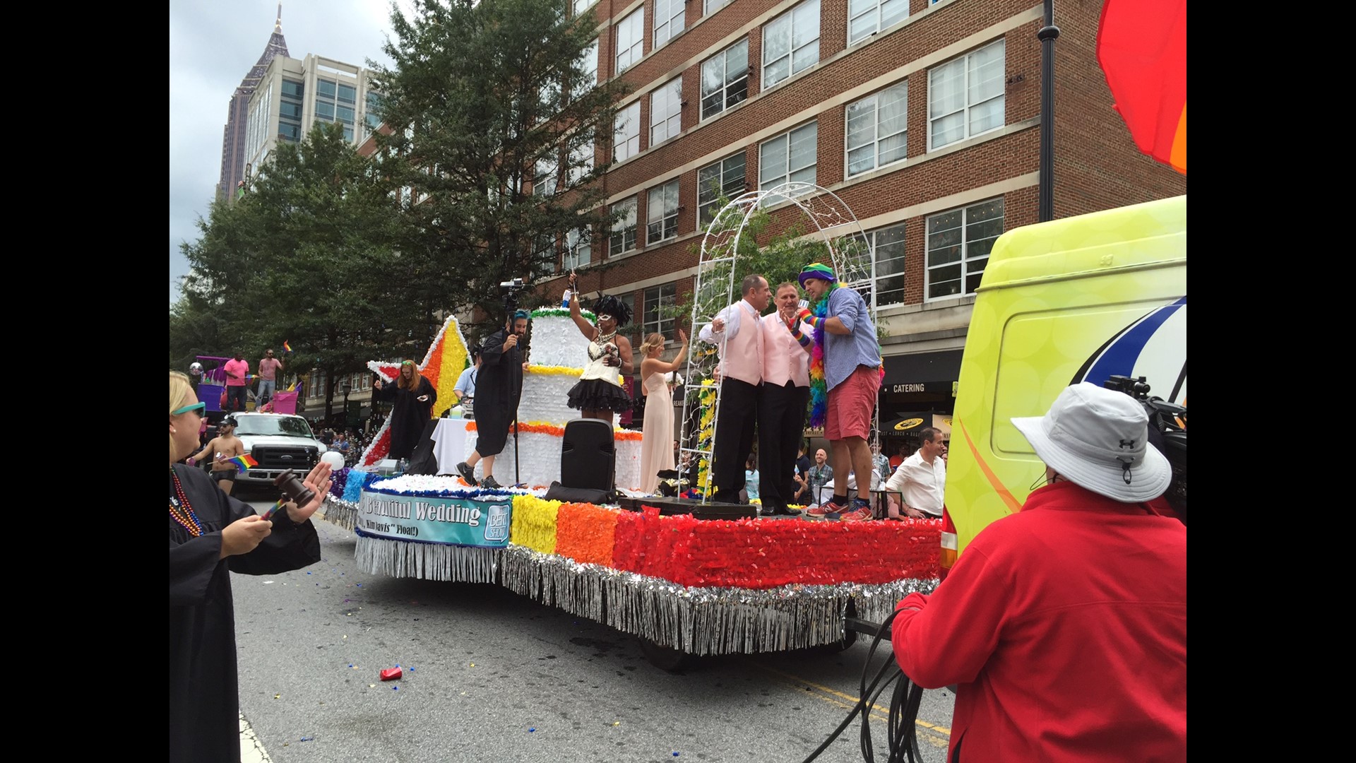 45th annual Pride Parade draws thousands to Atlanta | 11alive.com