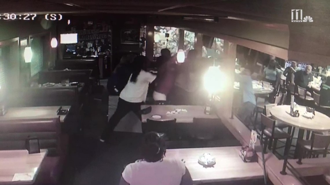 Suspects arrested in fight that left Applebee's waitress robbed ...