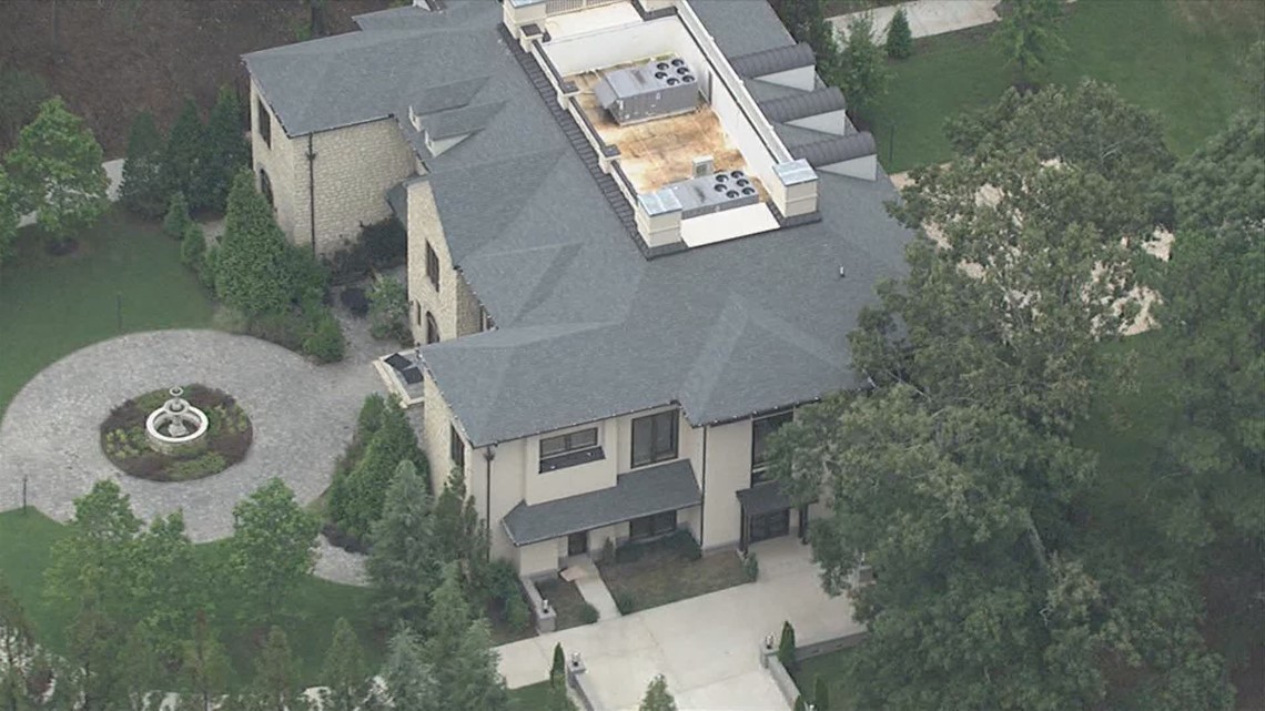 Tyler Perry Studios sign debuts on GA-166 | 11alive.com