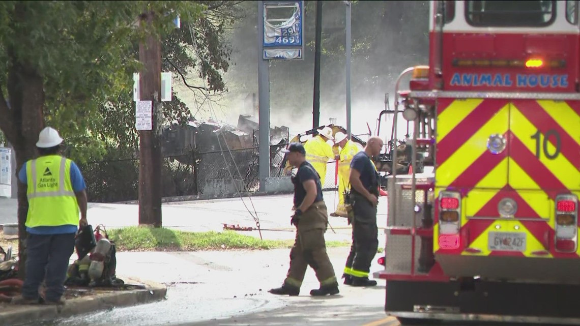 Gas leak sparks fire near Atlanta gas station | What witnesses are ...