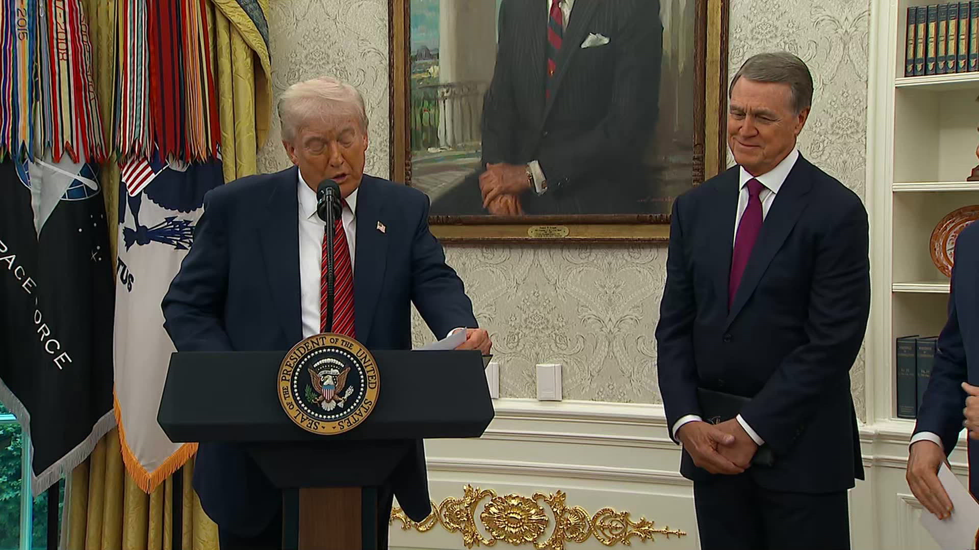 Former Georgia Sen. David Perdue sworn in as China envoy | 11alive.com