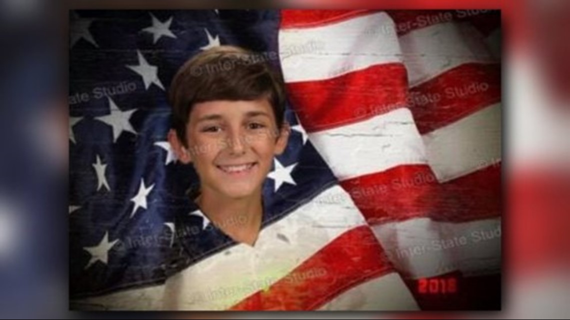 Boy's 'floating head' back-to-school photos go viral | 11alive.com