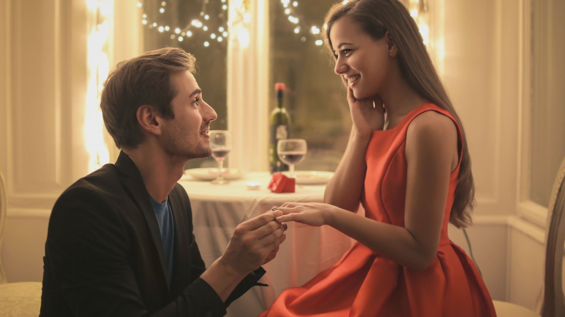 Why do men get on one knee to propose? | 11alive.com