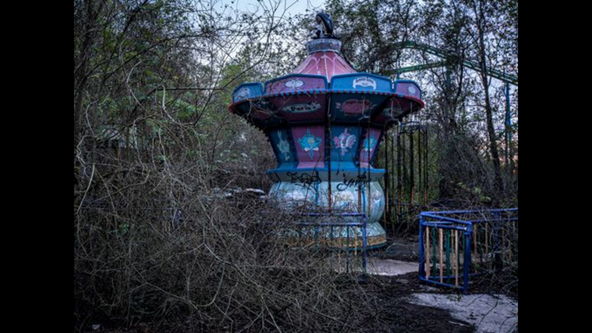 Photos inside the Six Flags devastated by Hurricane Katrina | 11alive.com