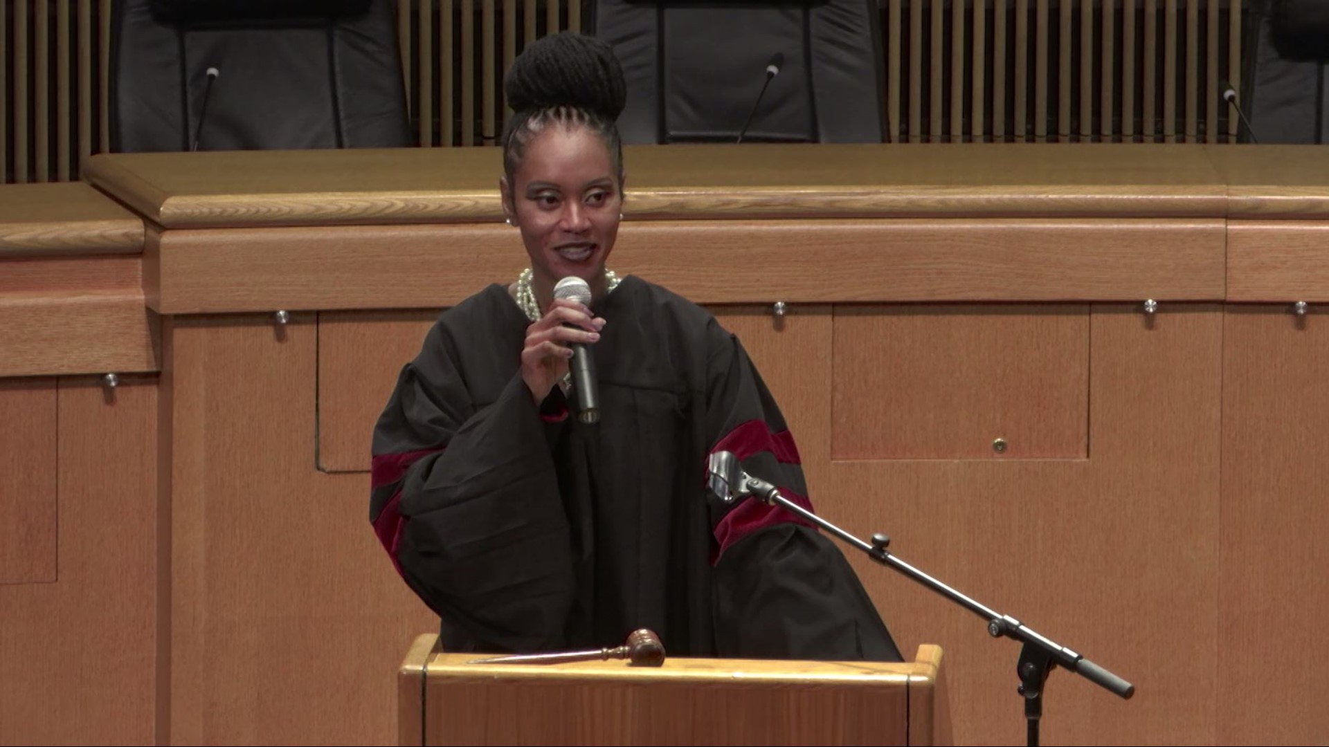 Gwinnett County swears in its first African-American judge | 11alive.com