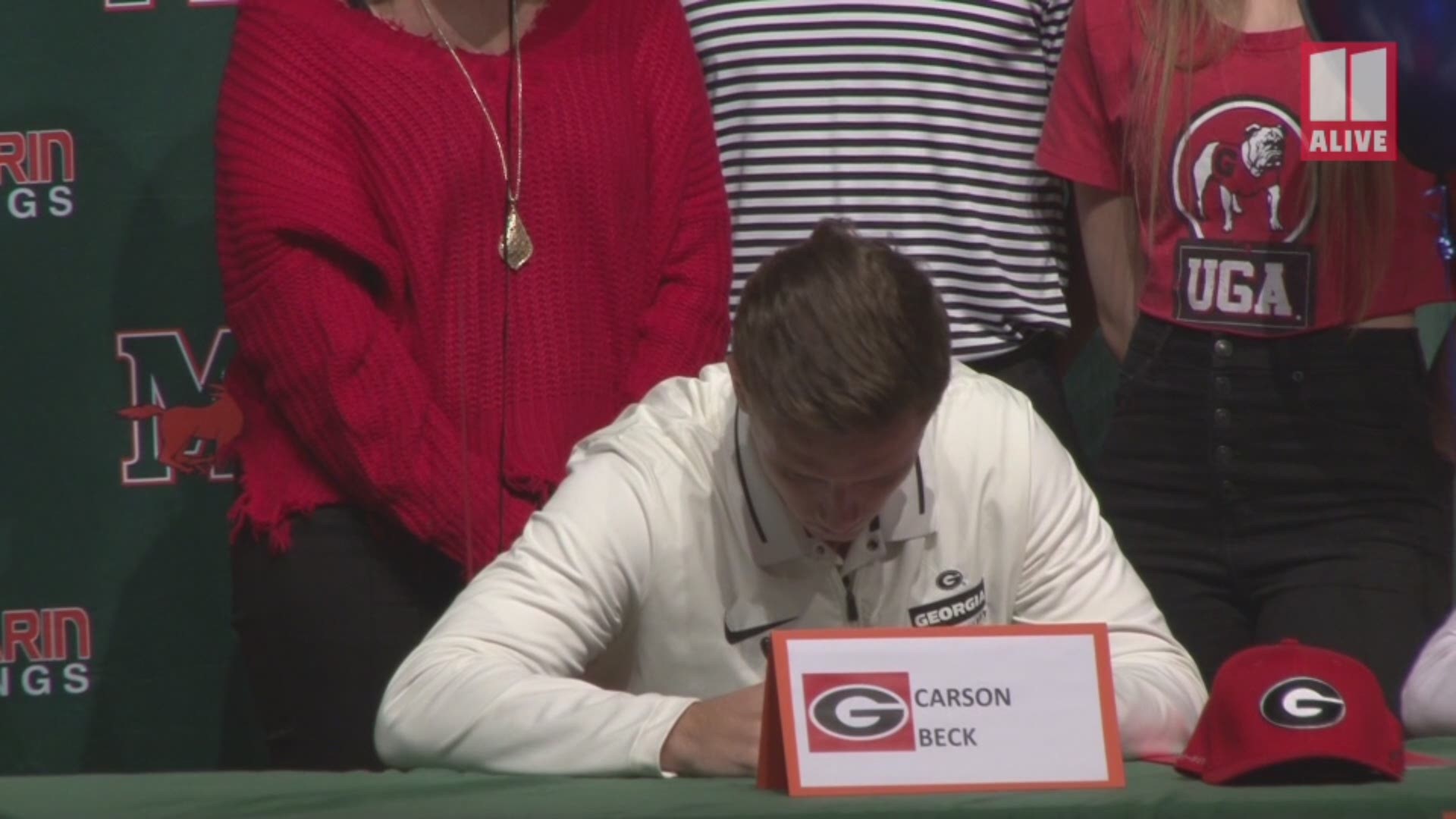 Carson Beck signs to UGA | 11alive.com