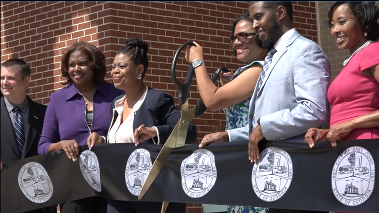 East Point's City Hall officially opens for business | 11alive.com