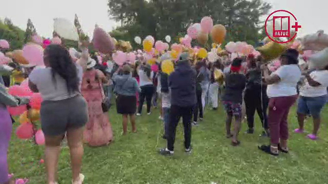 Balloon release held for teen killed at gathering at metro Atlanta high ...