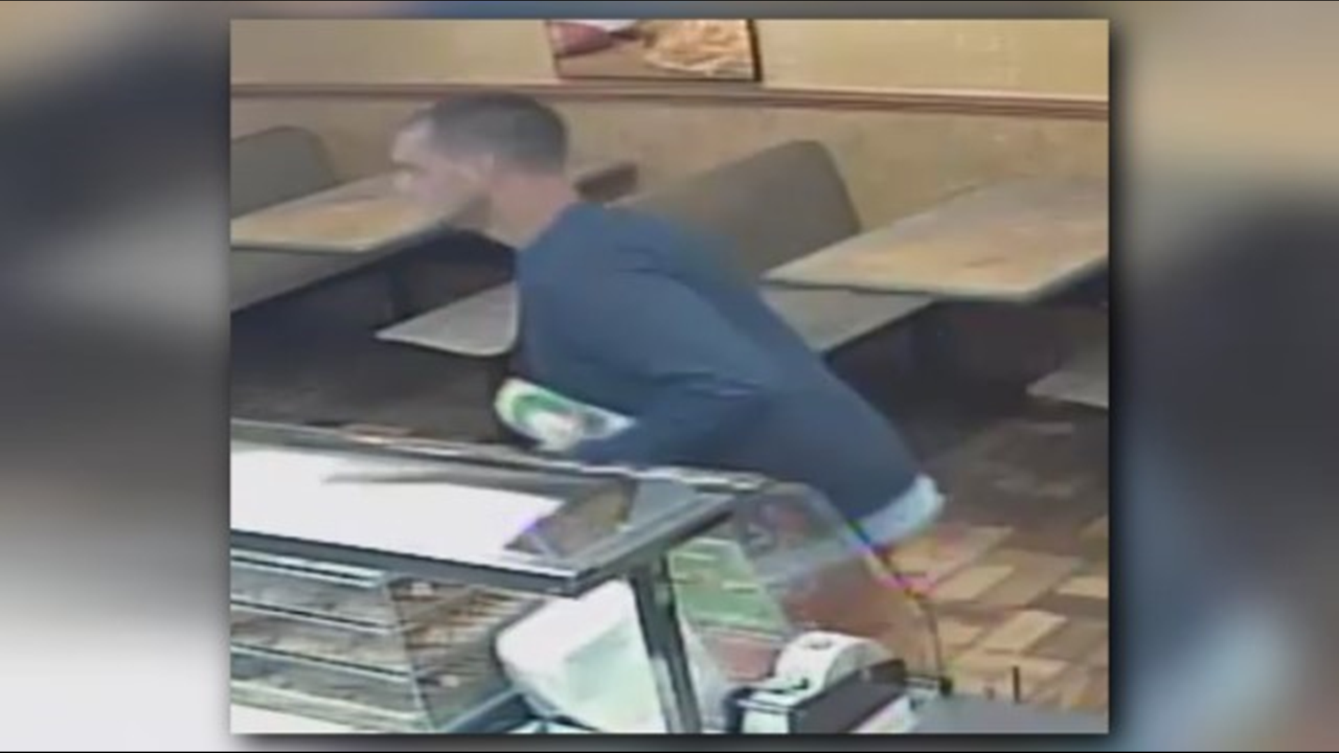 Hungry Subway robber doubles back for sandwich | 11alive.com