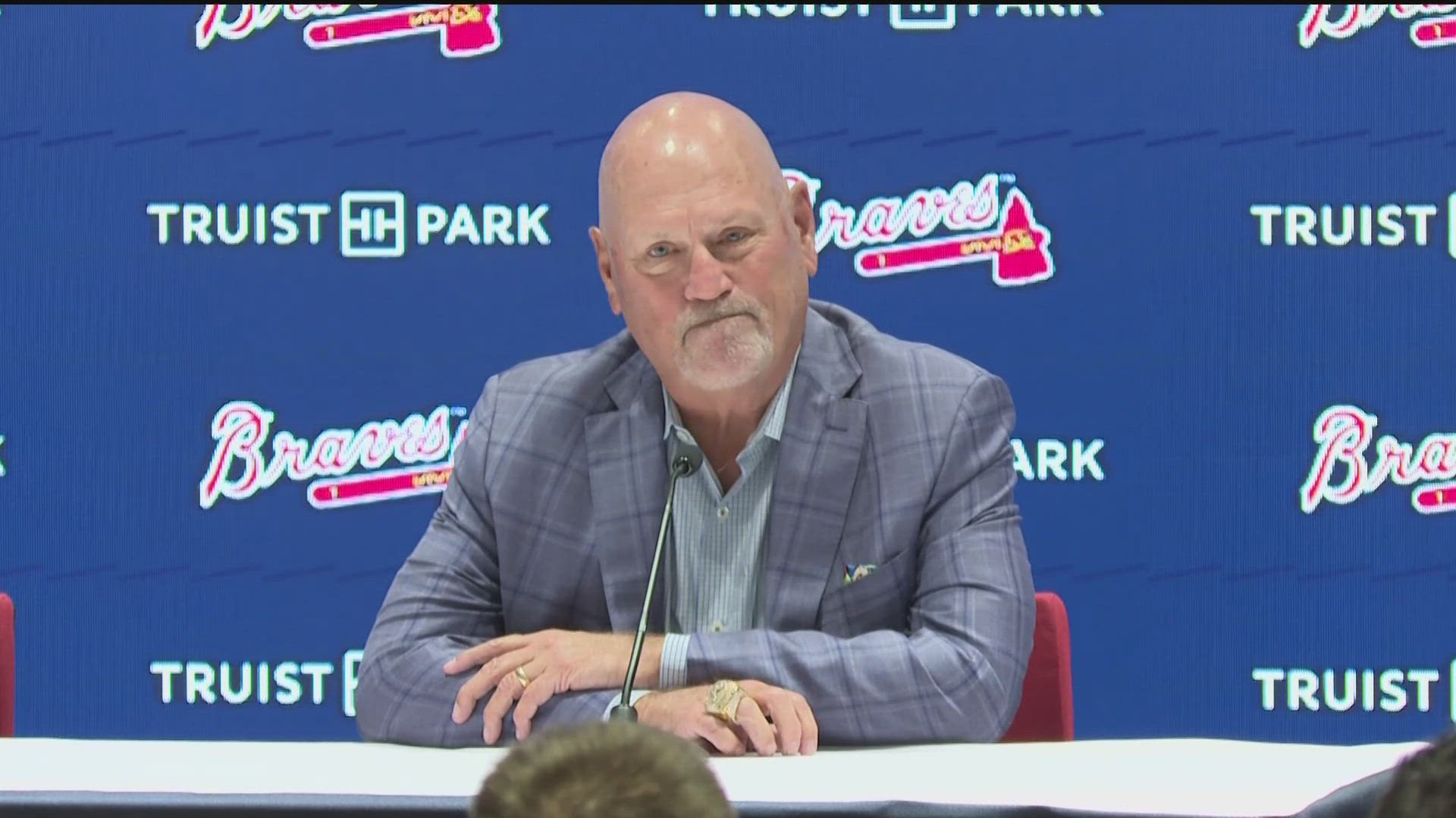Brian Snitker emotional after retiring as Braves manager, talks what organization means to him ...