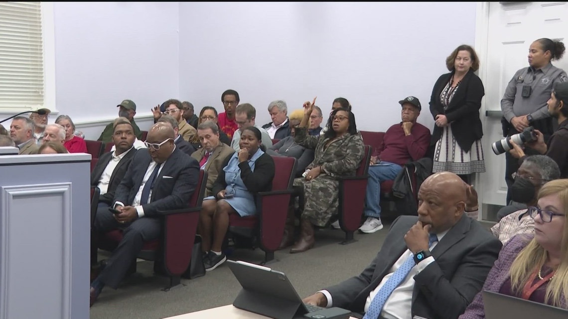 Public questions Rockdale commissioners about fallout of Biolab fire ...