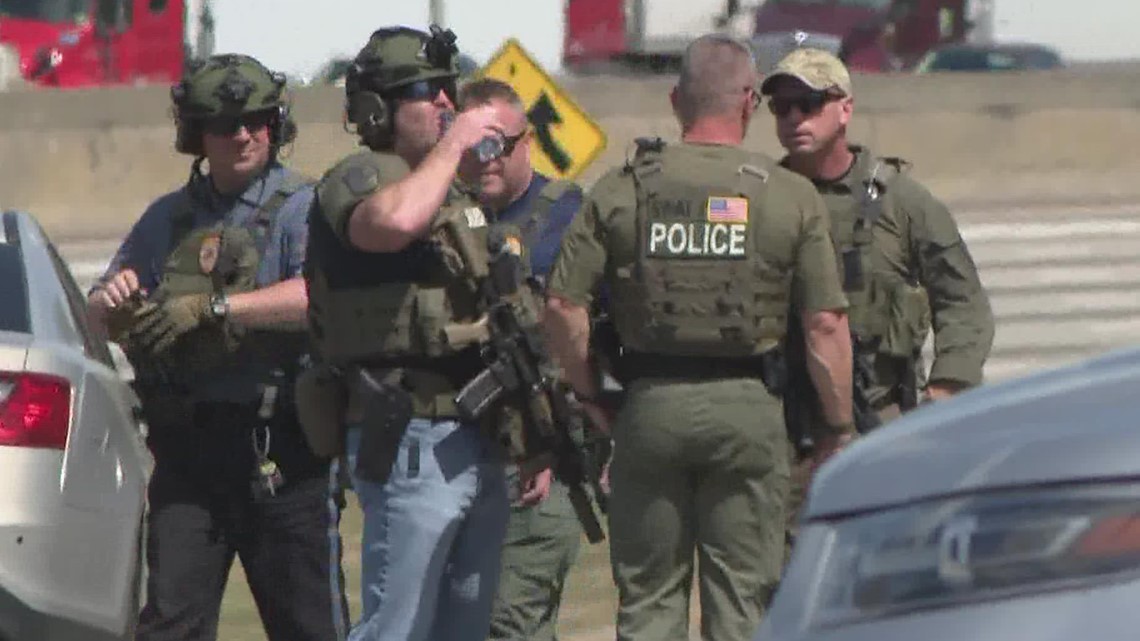 Gwinnett County Greyhound Bus SWAT standoff | Police explain | 11alive.com