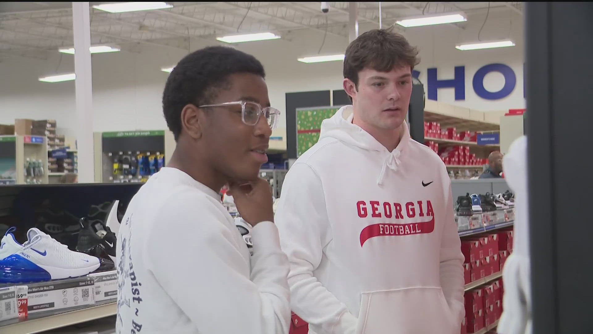 UGA QB Gunner Stockton spreads holiday cheer | 11alive.com