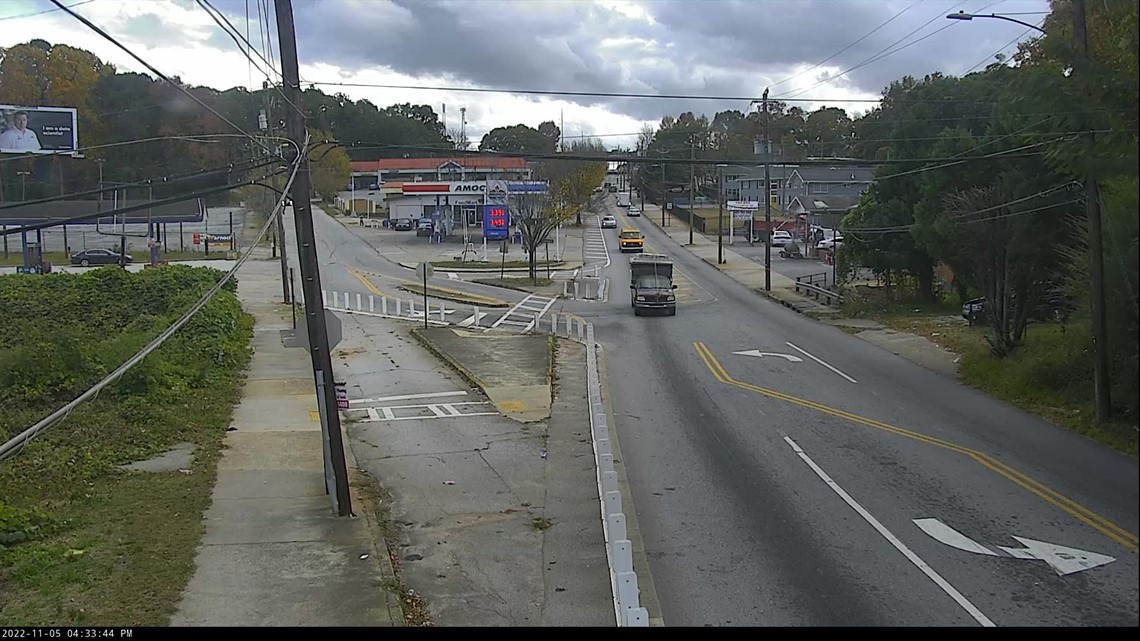 Police search for suspect car involved in southwest Atlanta homicide ...